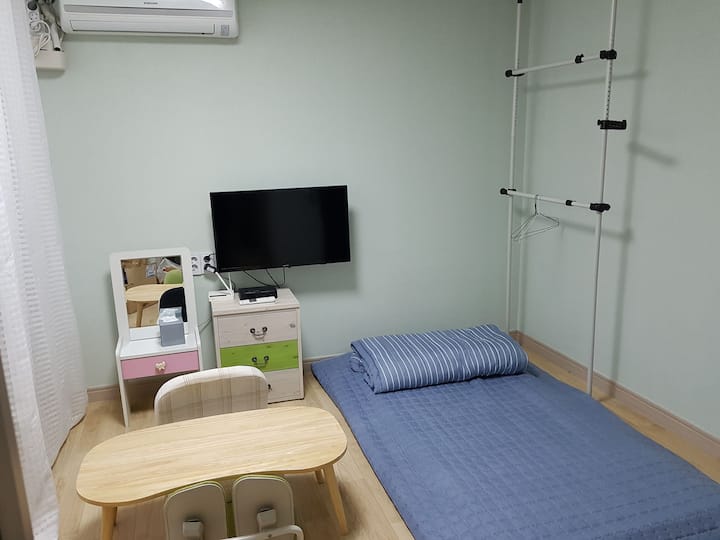 양산부산대학교병원 1분거리.*가성비* 좋은 숙소~!장기 45%할인 - 김해시