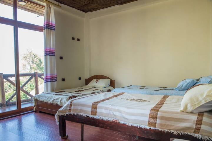 Stunning Sunsets & Close To Churches - Best Shower - Ethiopia