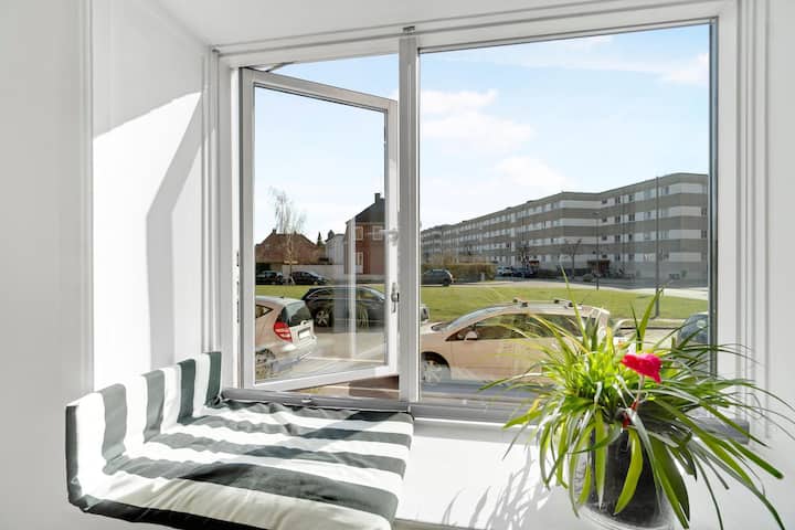 Bright 2-room Flat Close To Beach & Free Parking - Copenhague