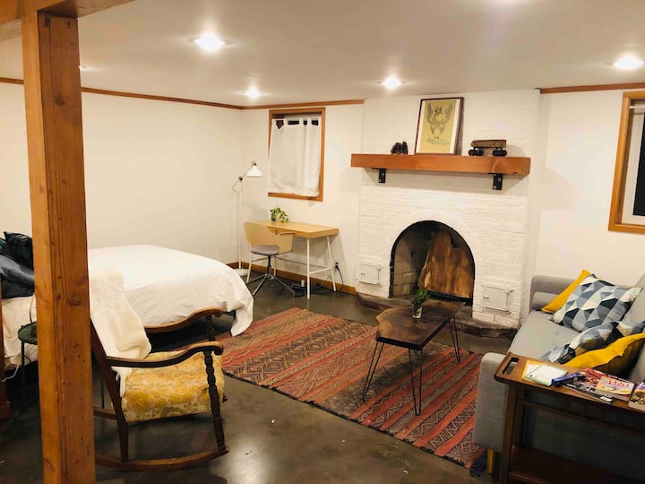Cozy Seclusion In North Portland - Portland, OR