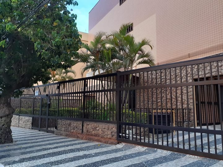 Apartamento Encantador! 50 Metros Da Praia! - Cabo Frio