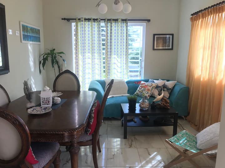 En El Corazón De La Romana Con Wifi Y Luz Incluido - La Romana