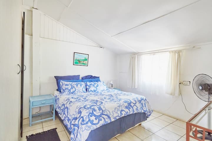 Ch4 Cynthia's Country Farm Stay  - 8 Sleeper - Hartbeespoort