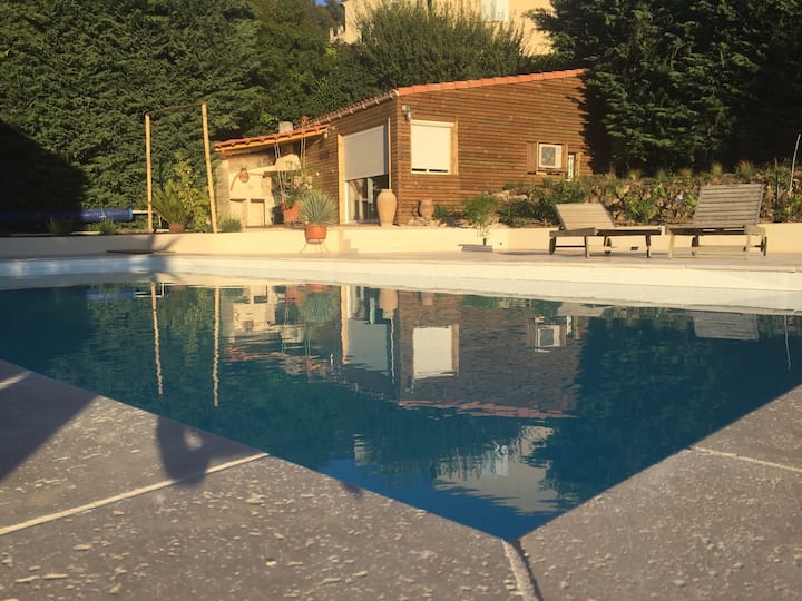 Petite Maison En Face Du Garlaban - Gémenos