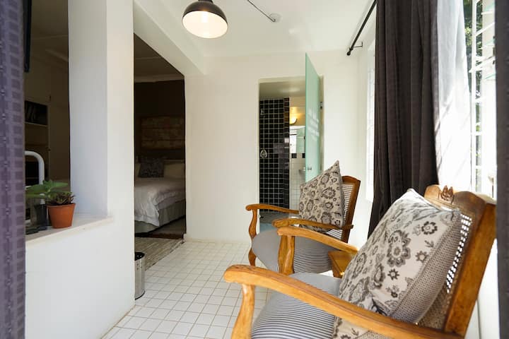 La Mer Private Room Ensuite In  A Home - Durban