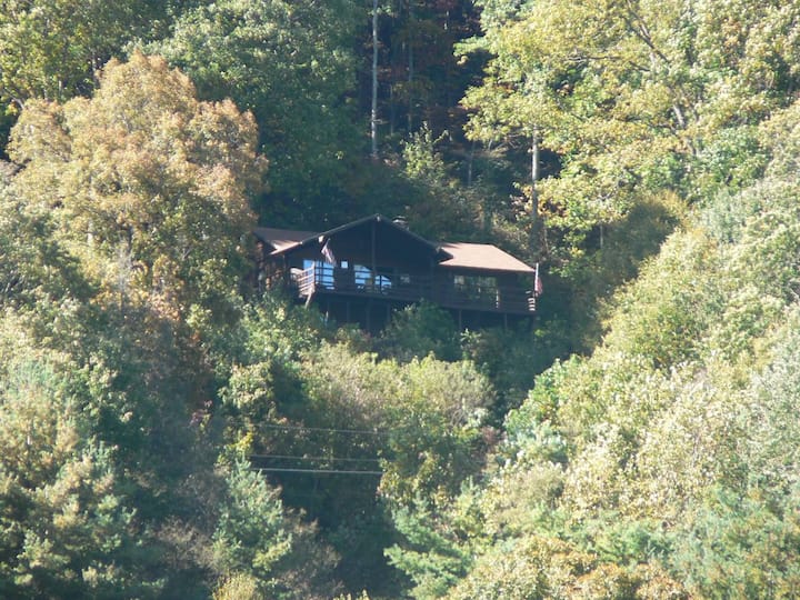 Breathtaking View, Cozy, Dog Friendly - Maggie Valley, NC