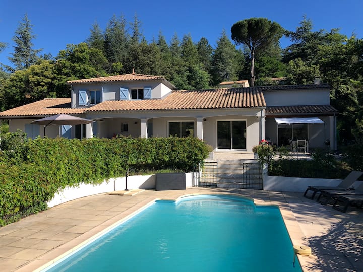 Beautiful Villa With 6 Bedrooms And Heated Pool - Olargues