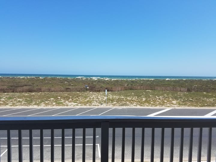 The Sandbar - Walk To The Beach! - Texas