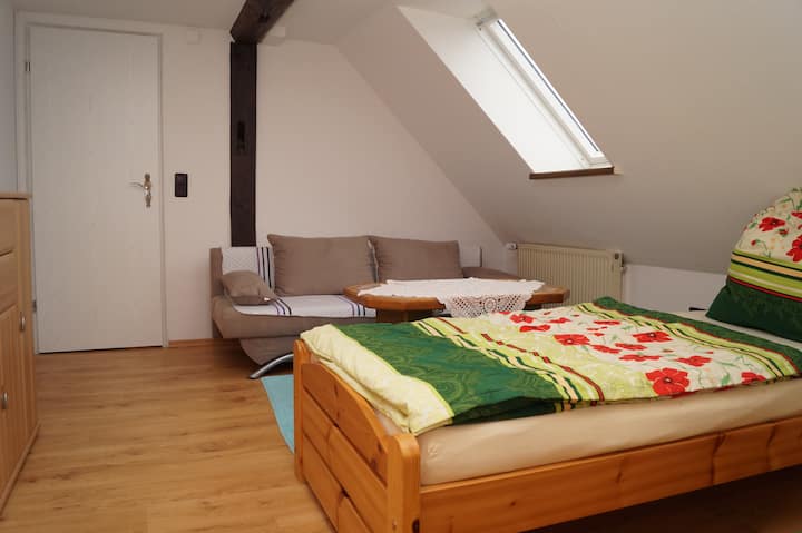 Apartamento En La Planta Superior Con 3 Dormitorios En Una Casa Con Entramado De Madera En 1837 - Bad Wildungen