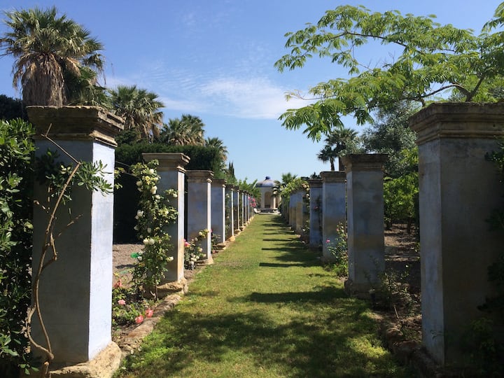 In Una Villa Dell'800 (12 Persone) - Marsala
