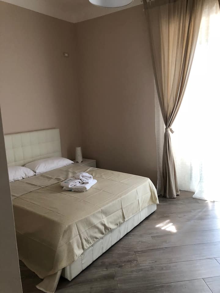 Elena Rooms - Taranto