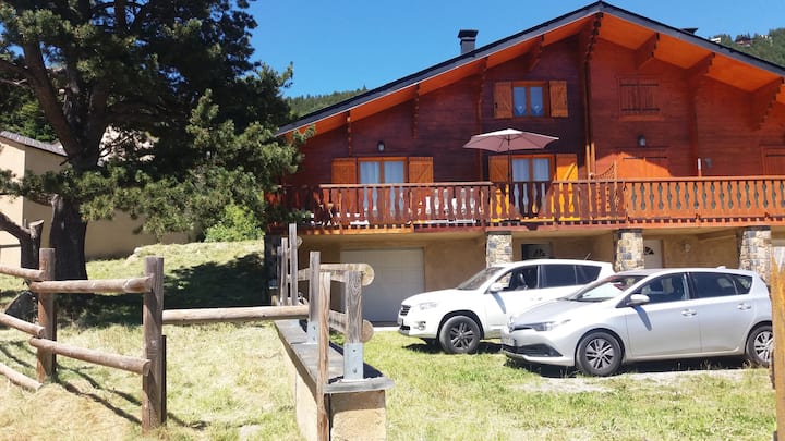 Chalet à Louer Aux Angles 66210 - Formiguères