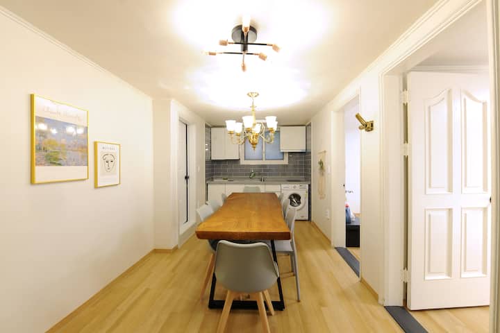 Hongik.stn.3min, 2br, Cozy House~! - South Korea