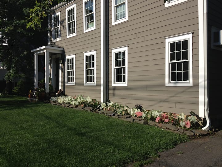 I Pvt. Bed Rm Close To Princeton U! - Princeton, NJ