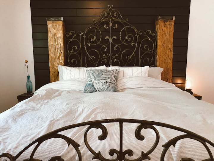 Green Water Upper Guest Lodge - Pemberton