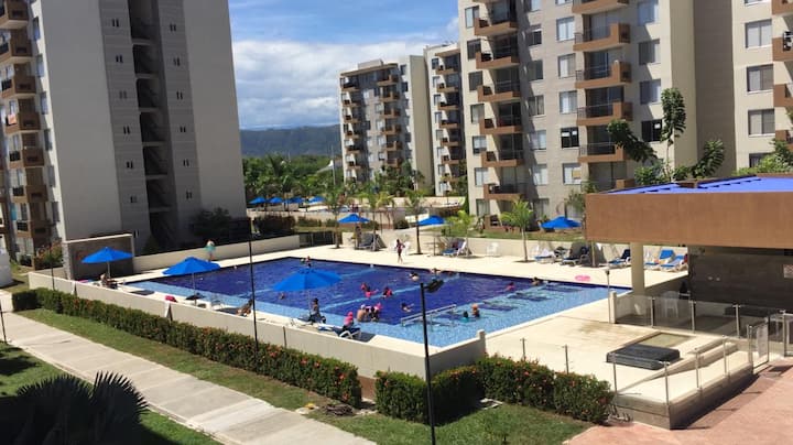 Confort Y Diversión A Un Paso De Girardot - Girardot