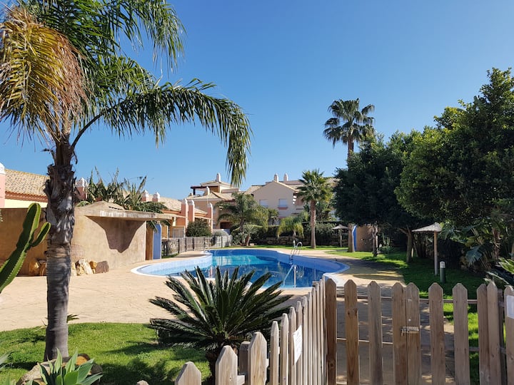 Casa Familiar Con Piscina, Pista Pádel Y Parking - Zahara de los Atunes