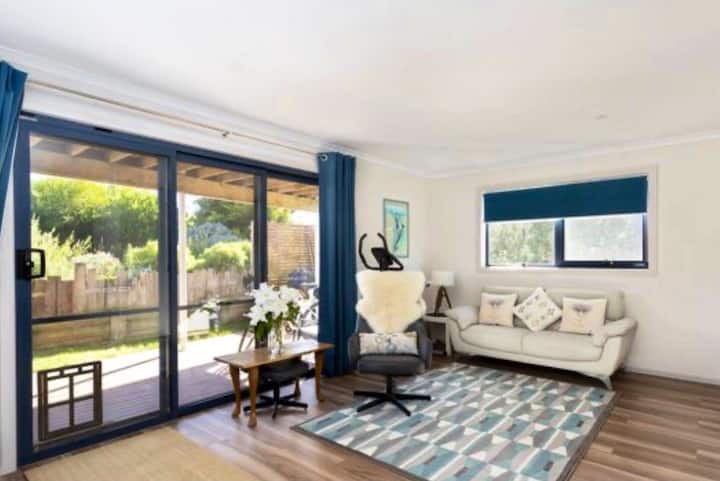 Shore To Please
Holidays And Crafting Retreats… - Boat Harbour Beach