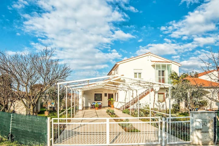 Apartments Bissinger 1014 - Fažana