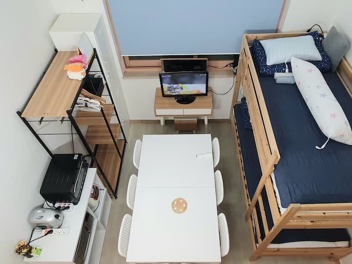 김포공항 오가기에 좋은 4~5인용 공간 - Séoul