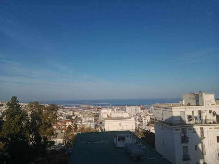 F3 97m2 Superbe Vue Sur Baie D'alger. - Algiers