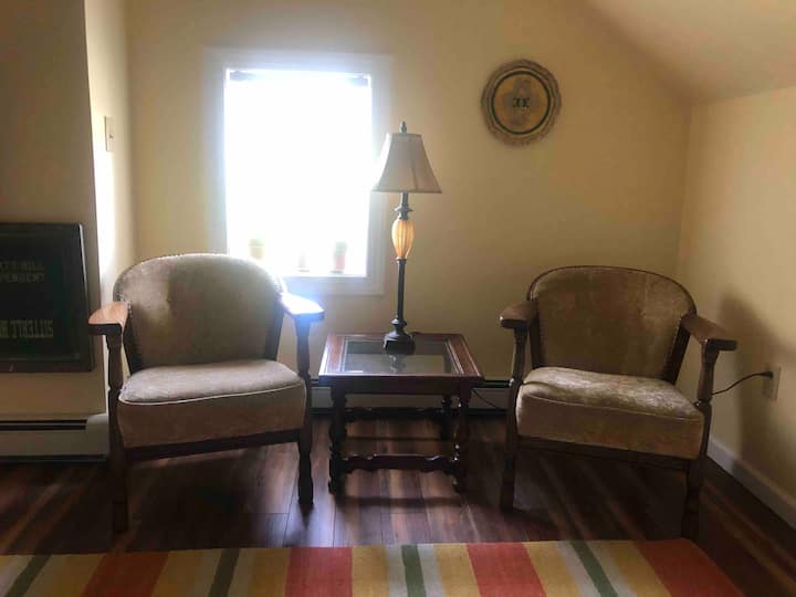 Adorable 3rd Floor Apartment - Hamburg, PA