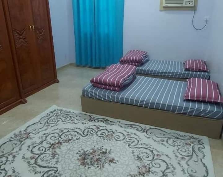 فلا فاخرة في جزيرة مصيرة - Amman