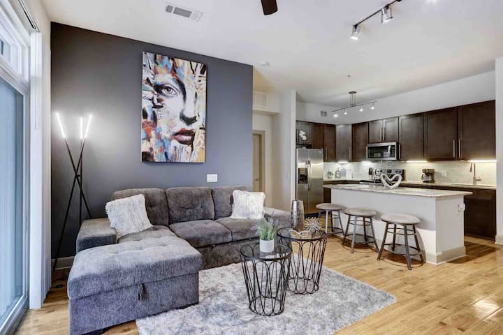 Stylish 2 Br In The Med Center Near Nrg Stadium. - Houston, TX