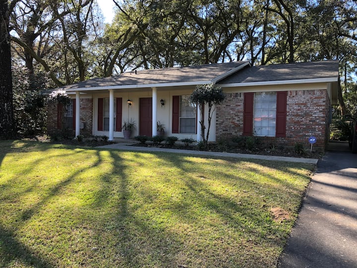 The Oaks On General - Mobile, AL