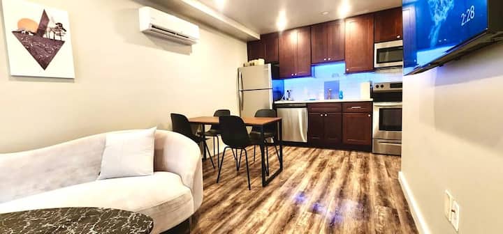 Philadelphia Crash Pad (Shared With Owner) - Philadelphia, PA
