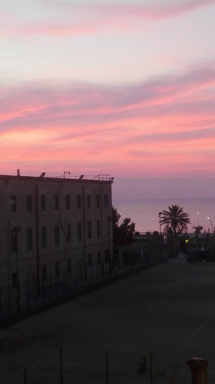 Il Mare In Veranda. - Cefalù
