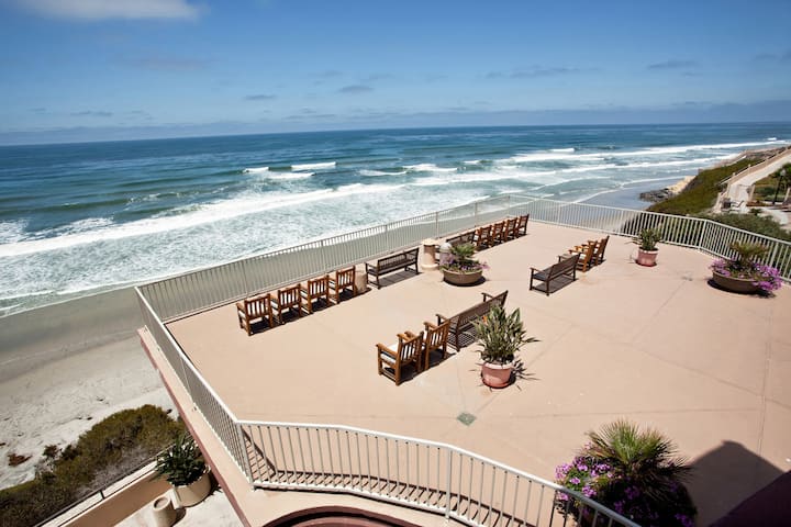 Del Mar Beach Club 3br, Ocean Views - Del Mar, CA