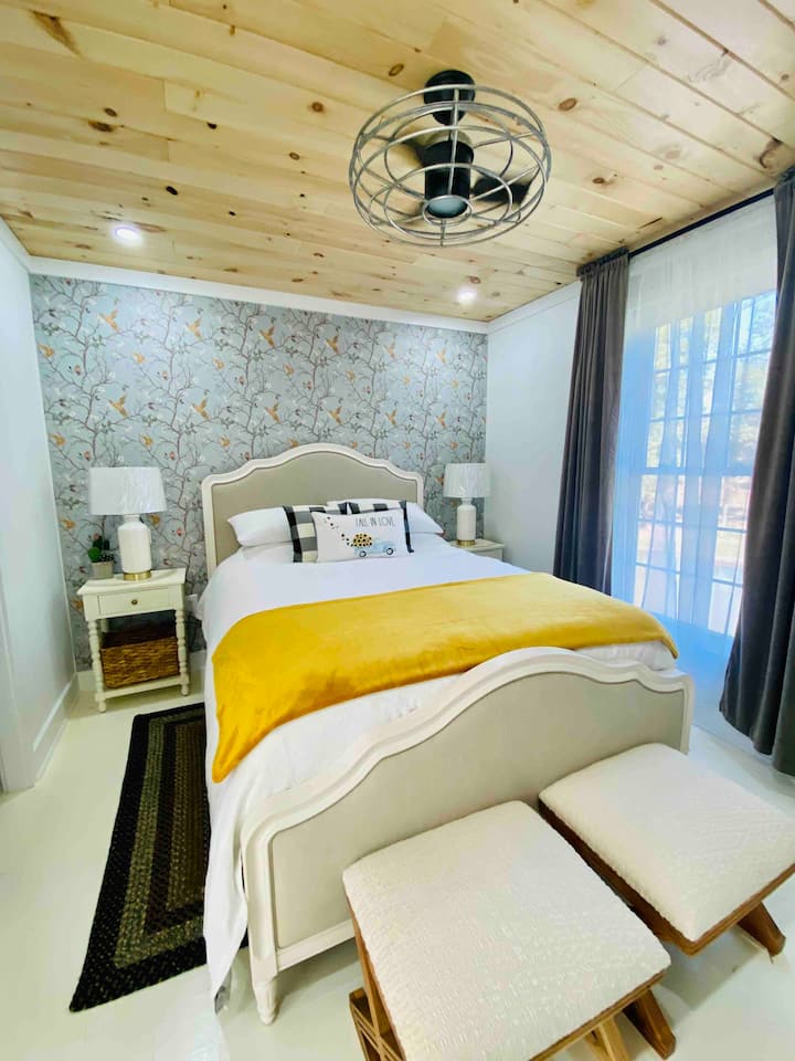 Barn Loft On Gated Farm - Greenville, NC