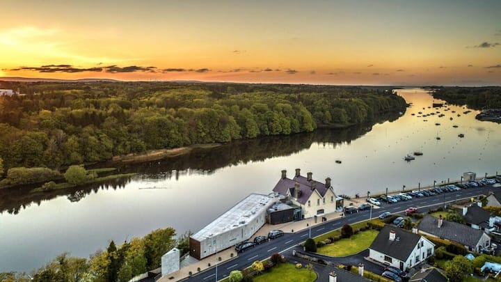 West Coast Cottage
Idyllic Hidden Gem - Ballina