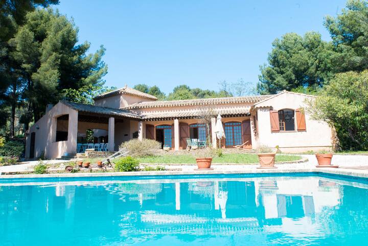 Villa Provençale à La Cadière D'azur ( Var )Pour 9 - Le Castellet