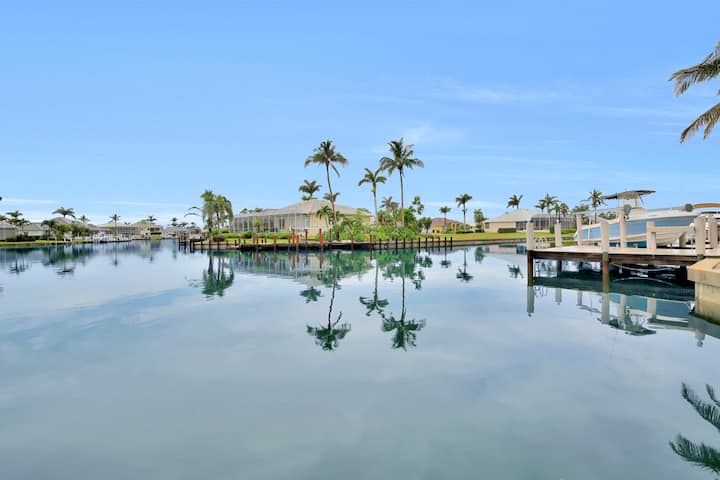 Wide-view Estate Home Near Boat Ramp With Pool & Deep-water Dockage - Marco Island, FL