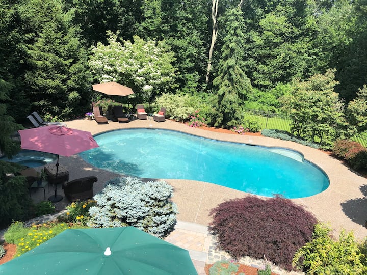 Spacious Home W/pool 20 Min From Boston/foxboro! - Norwood