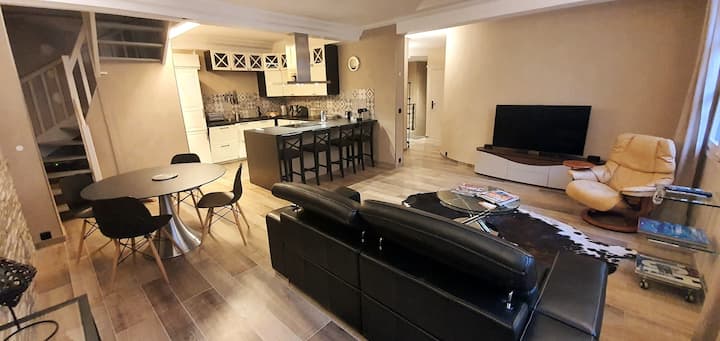 Super Cosy Airbn'bourges  Auron  Coeur De Bourges - Bourges