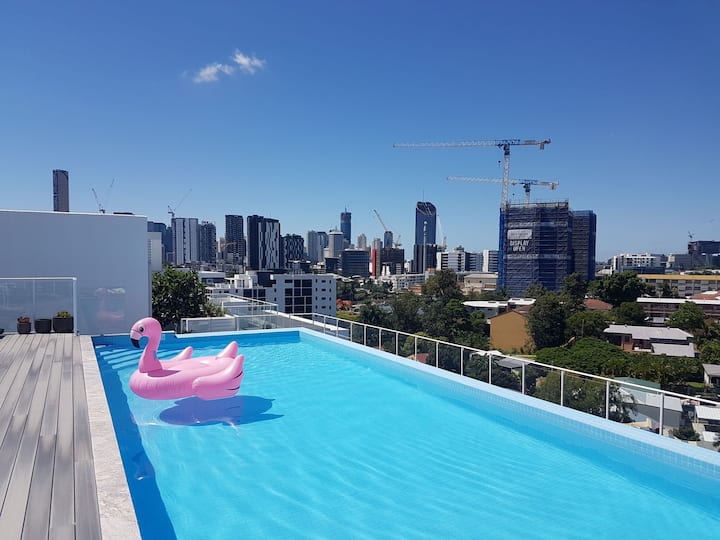 Modern | Stylish | Luxe ✭ 2br In The ♡ Of West End - Brisbane