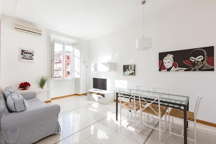 Elegant & Comfortable Flat In The Heart Of Rome - ローマ