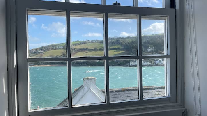 Salcombe, Spacious Central Apartment, Sun Terrace - Kingsbridge