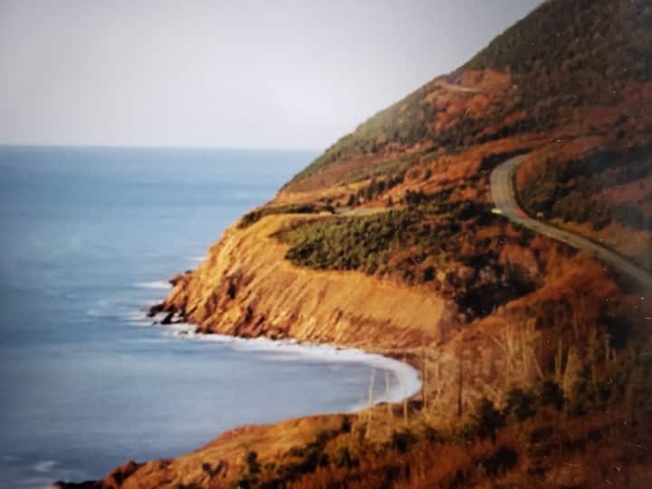 3 Bedrooms With Spectacular Lake View, Wade House - Cape Breton Island