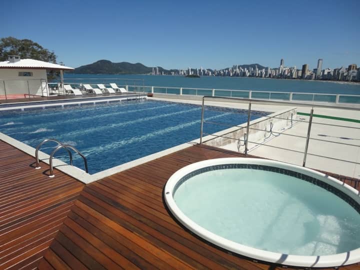 Imperdívelestúdio Beira Ar Em Frente Roda Gigante - Balneário Camboriú