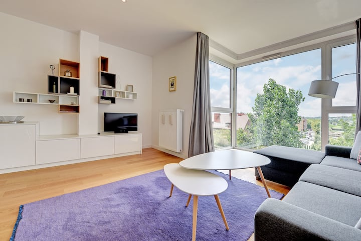 Deluxe One-bedroom Apartment With River View - Gdansk