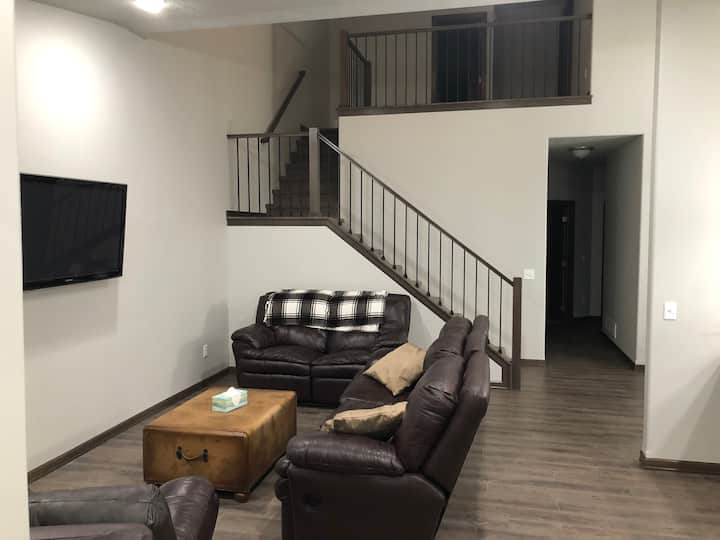 Wisdom Place Extended Stays With Garage Stall #1 - South Dakota