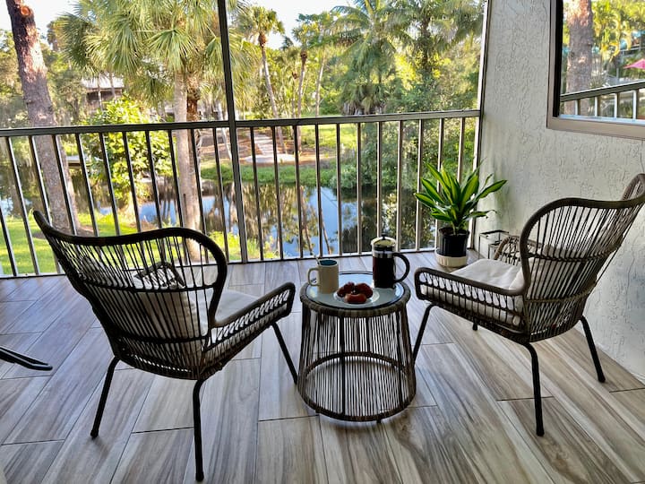 Relaxing Condo On The Imperial River - Bonita Springs, FL