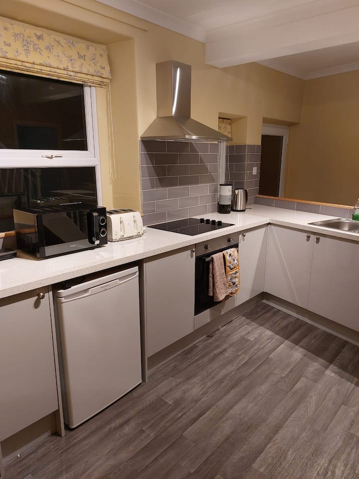 Entire Two Bedroom House In Penrith - Penrith