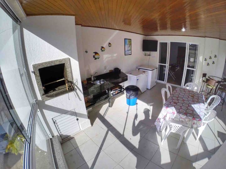 Amplo Apartamento Em Itapema - Meia Praia - Pôrto Belo