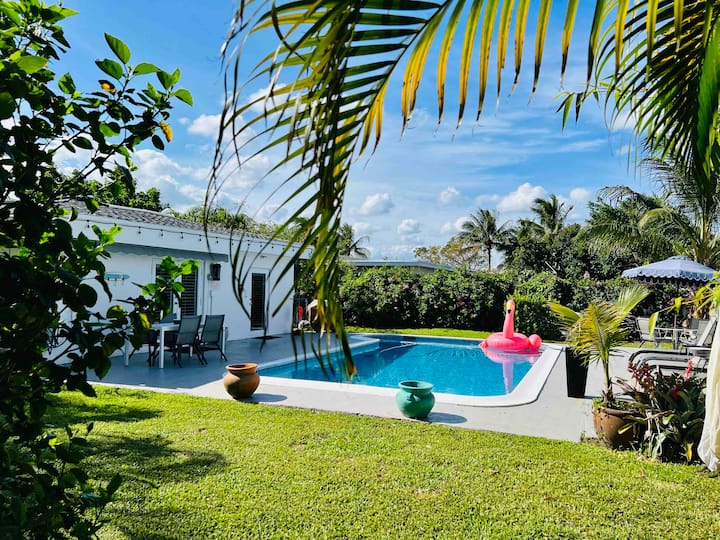 East Boca Raton 1mile To Beach Great Central Location!!private Heated Salt Pool - Boca Raton, FL