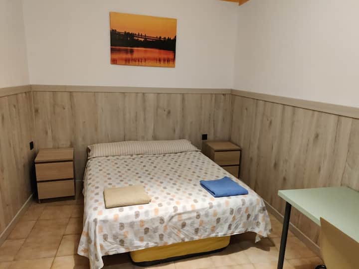 Central Spacious Room In Barrio Gotico - Barcelone